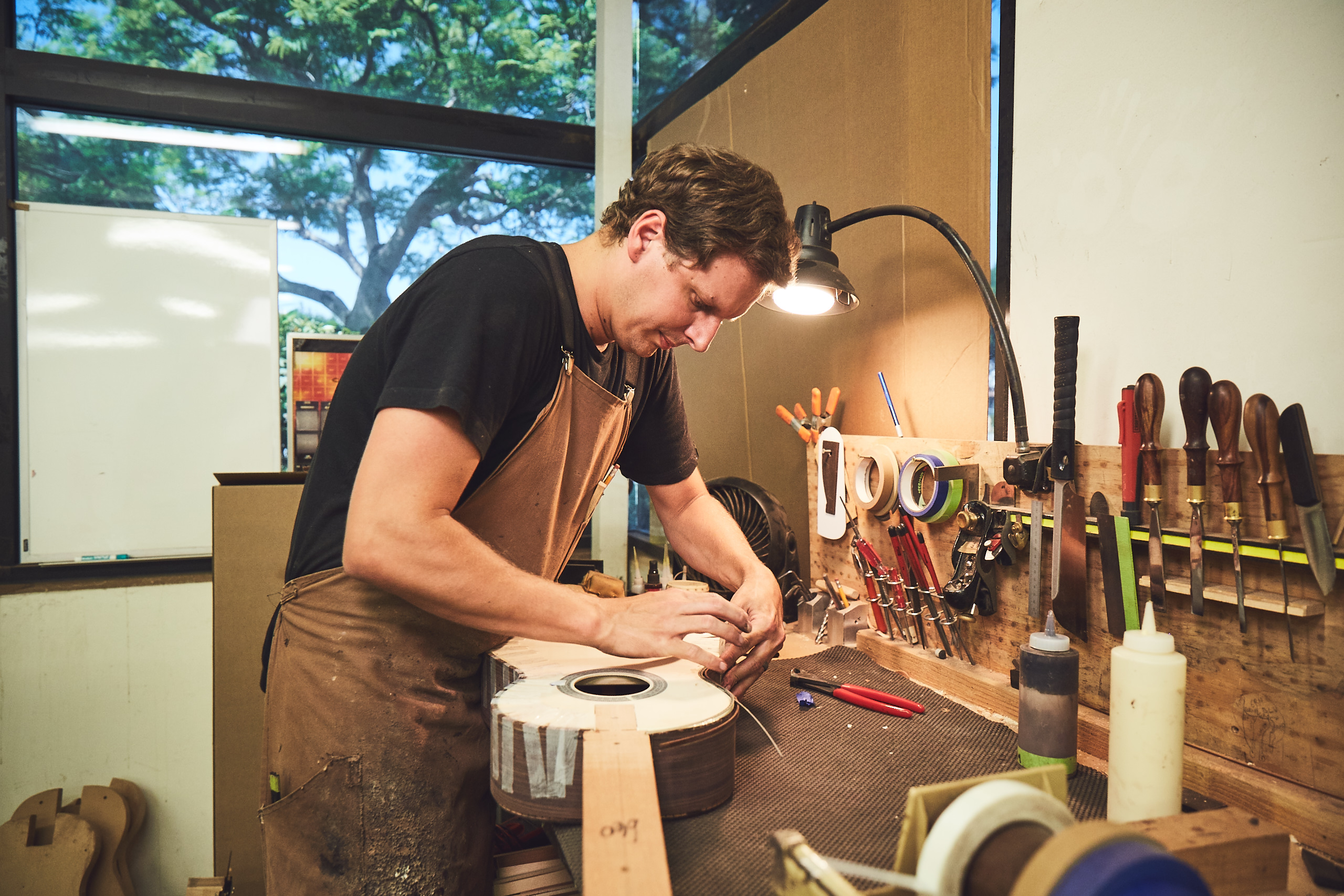 Acoustic Magazine Profiles Córdoba's Lead Luthier - Cordoba Guitars